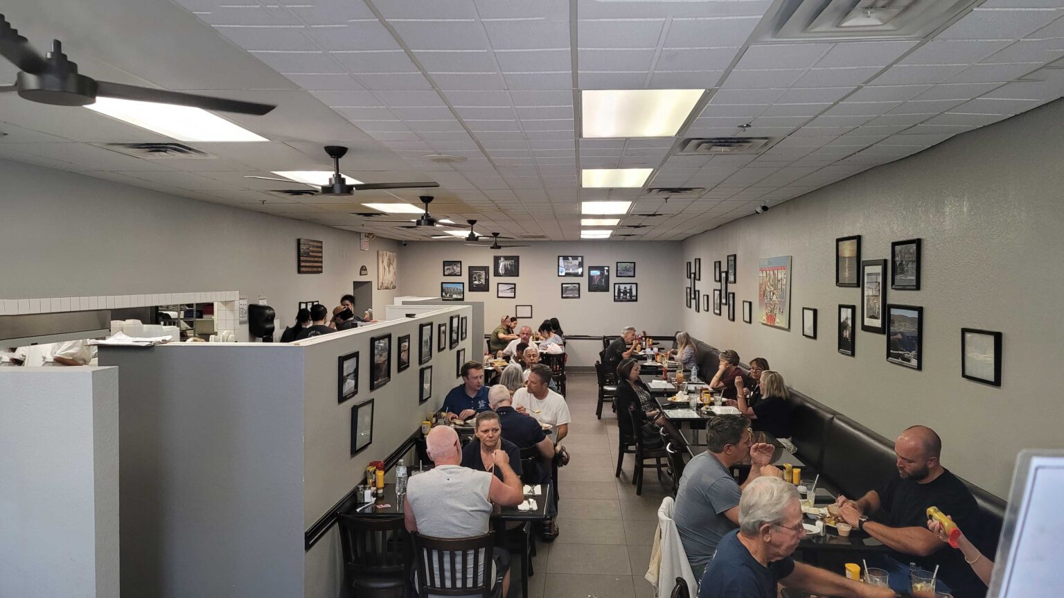Weiss Deli and Bakery - LasVegasLocalsReviews.com