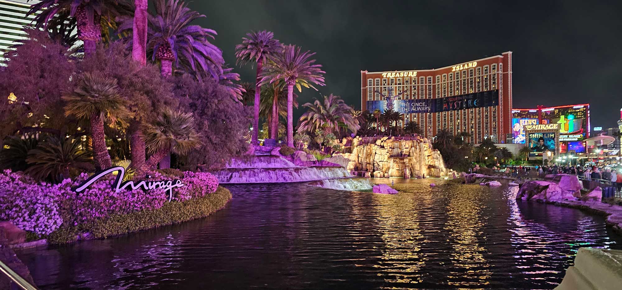The Mirage - LasVegasLocalsReviews.com