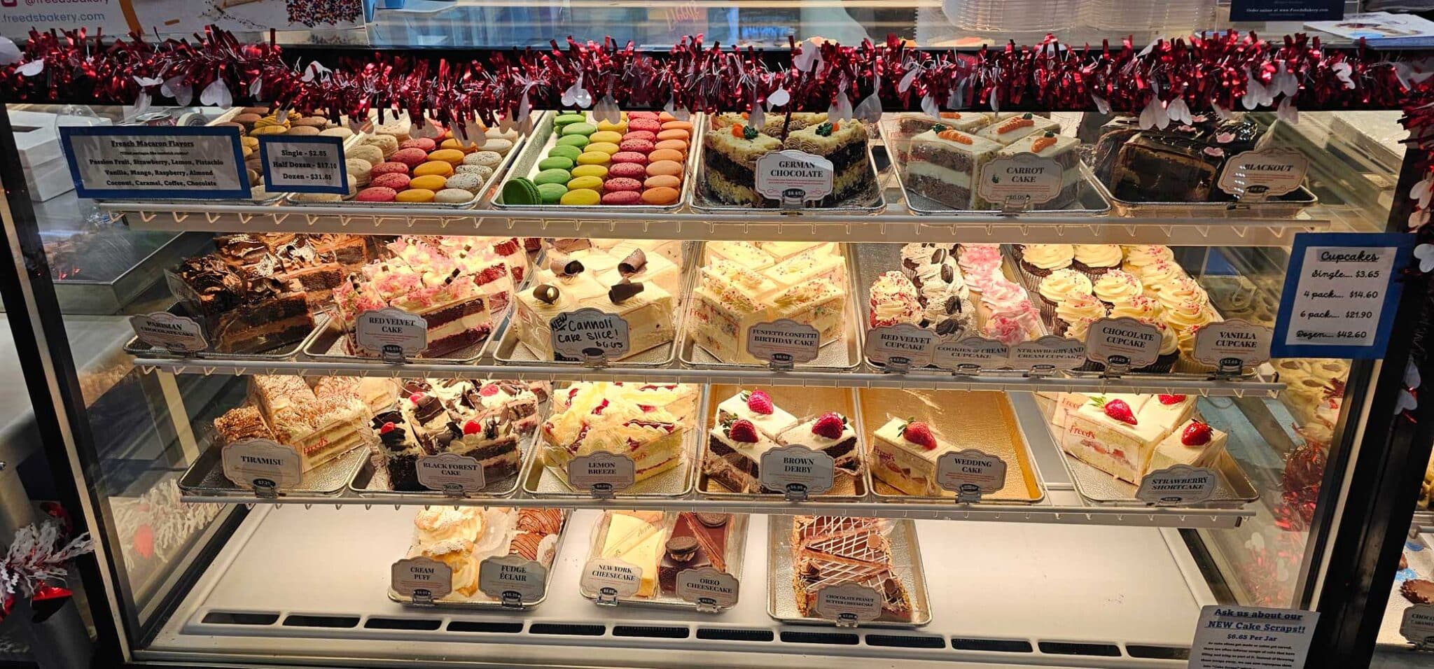 Freeds Dessert Shop Special Insanely Best Cake - LasVegasLocalsReviews.com